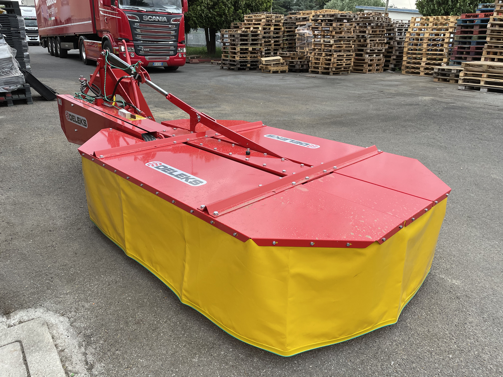 Drum mower for tractor